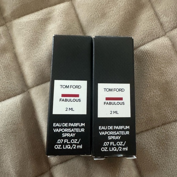 Tom Ford | Other | Tom Ford Fabulous Eau De Parfum 2ml Black And White ...
